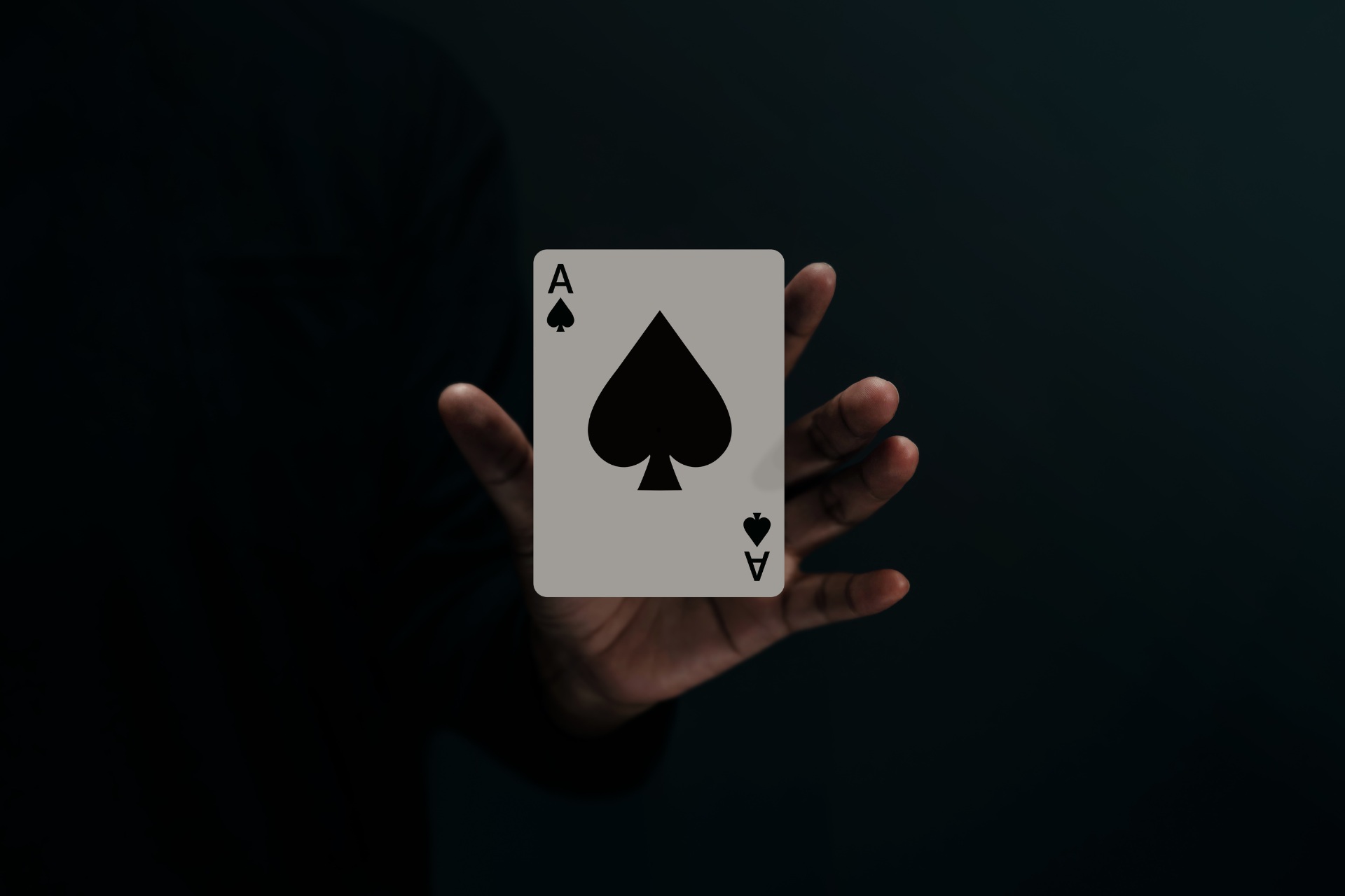 Spades: Guide for 2 or 4 Players - How To Play With Quizz
